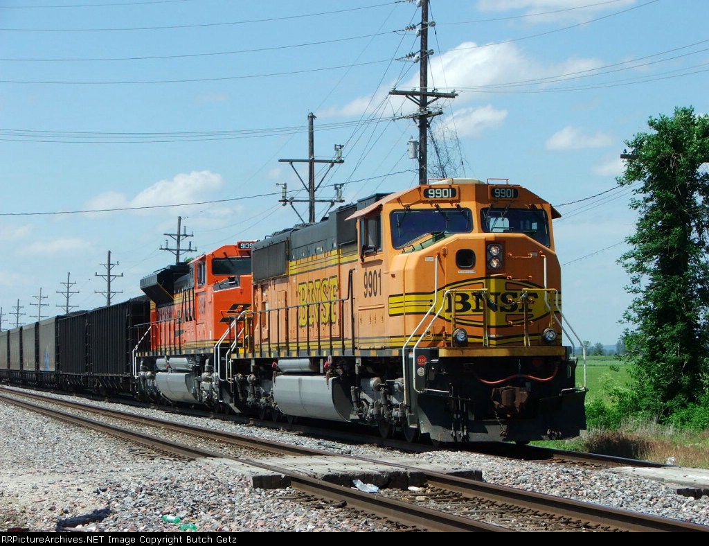 BNSF 9901 & 9139